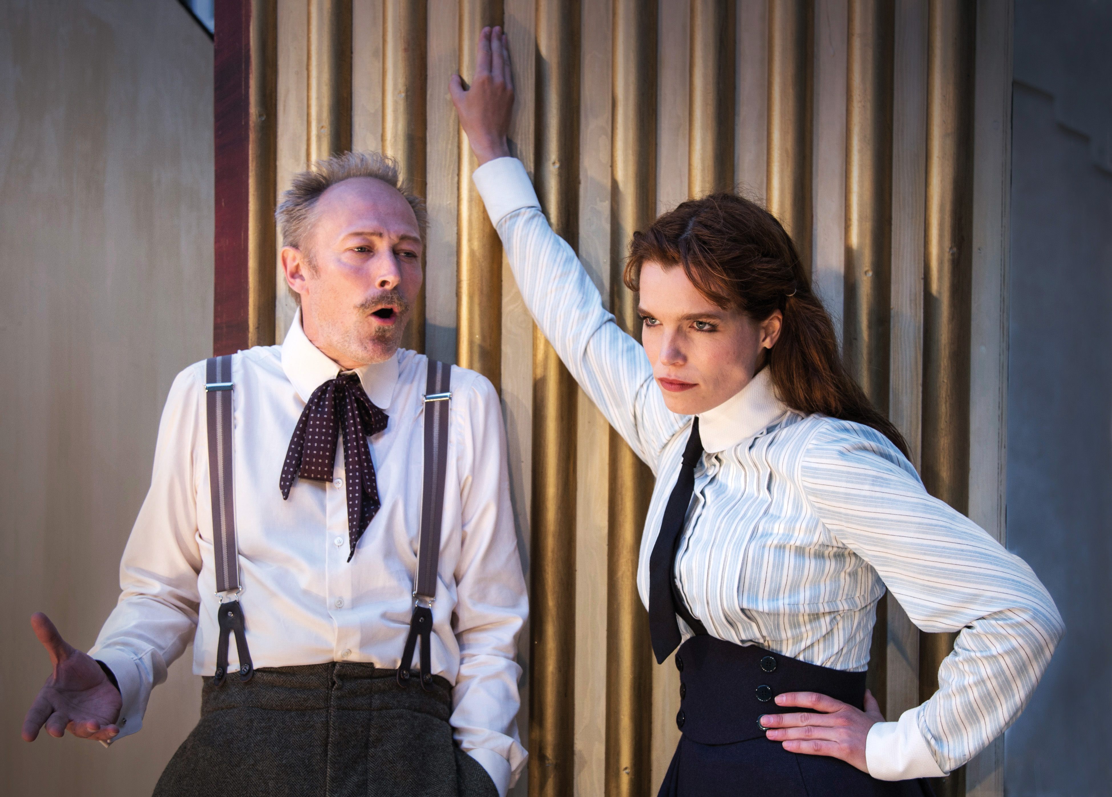 Anmeldelse: Tribadernes nat, Grønnegårds Teatret - Ungt Teaterblod