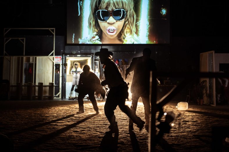 dark-noon-2 - Ungt Teaterblod