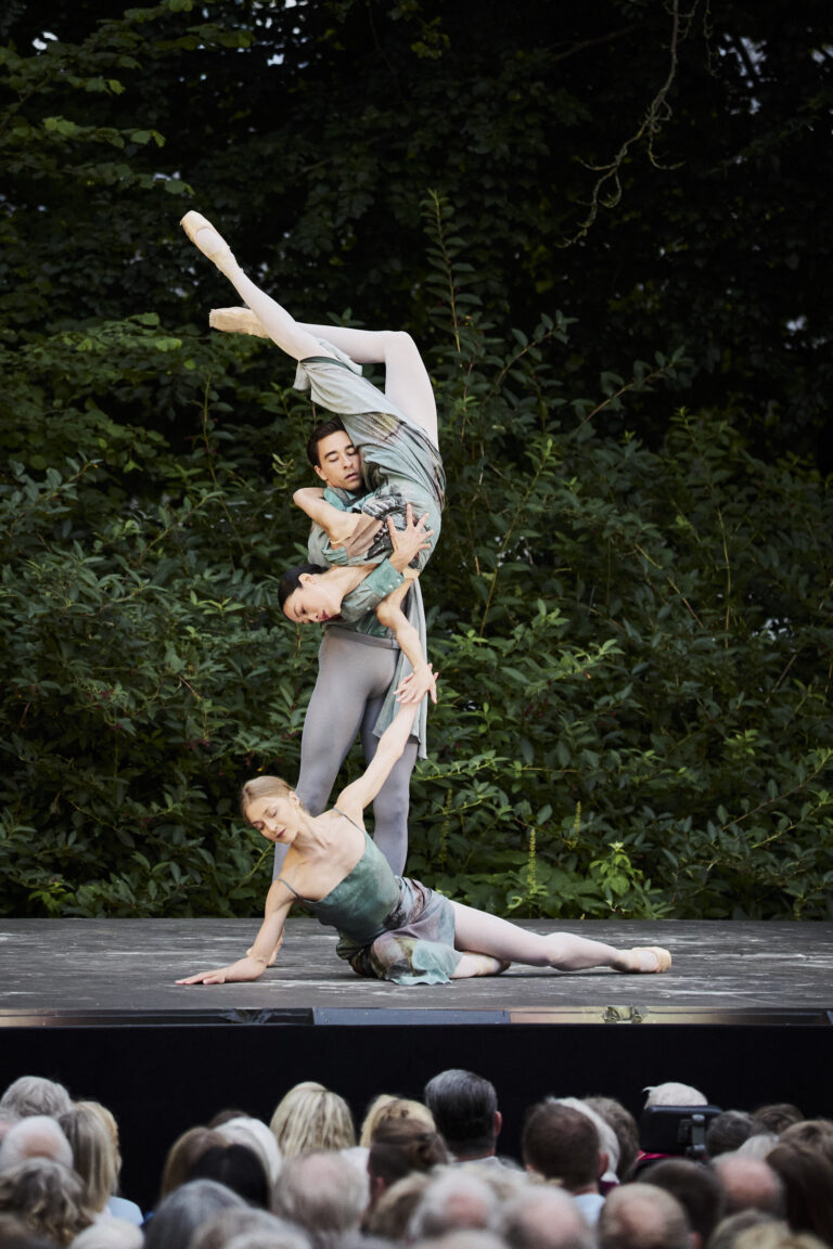 Anmeldelse: Verdensballetten 2025, Sølyst (Verdensballetten) - Ungt ...